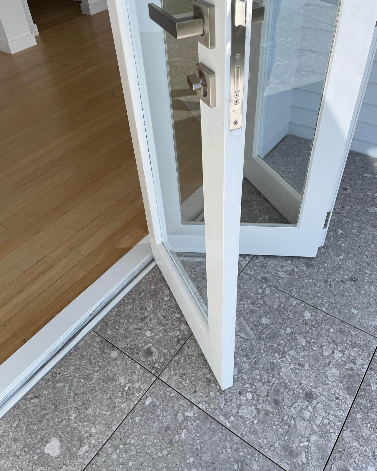 Smooth Patio Transition Using StoneDeks System - StoneDeks